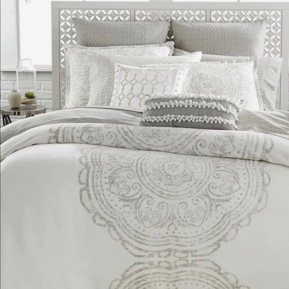 Bar III | Other | Bar Iii Token Bed Bedding Set Full Queen | Poshmark